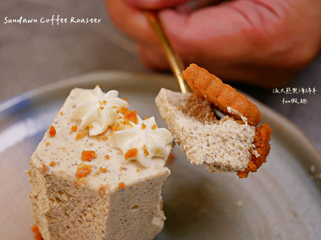 2025 Sundawn Coffee Roaster︱氣氛絕佳&咖啡與甜點表現都是無可挑剔的草屯優質咖啡廳～ - 派大熊與海綿羊fun假趣～