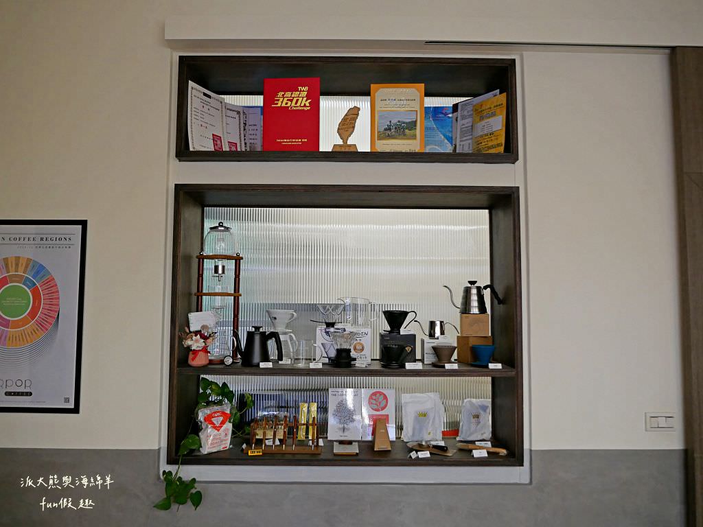 2025 Sundawn Coffee Roaster︱氣氛絕佳&咖啡與甜點表現都是無可挑剔的草屯優質咖啡廳～ - 派大熊與海綿羊fun假趣～